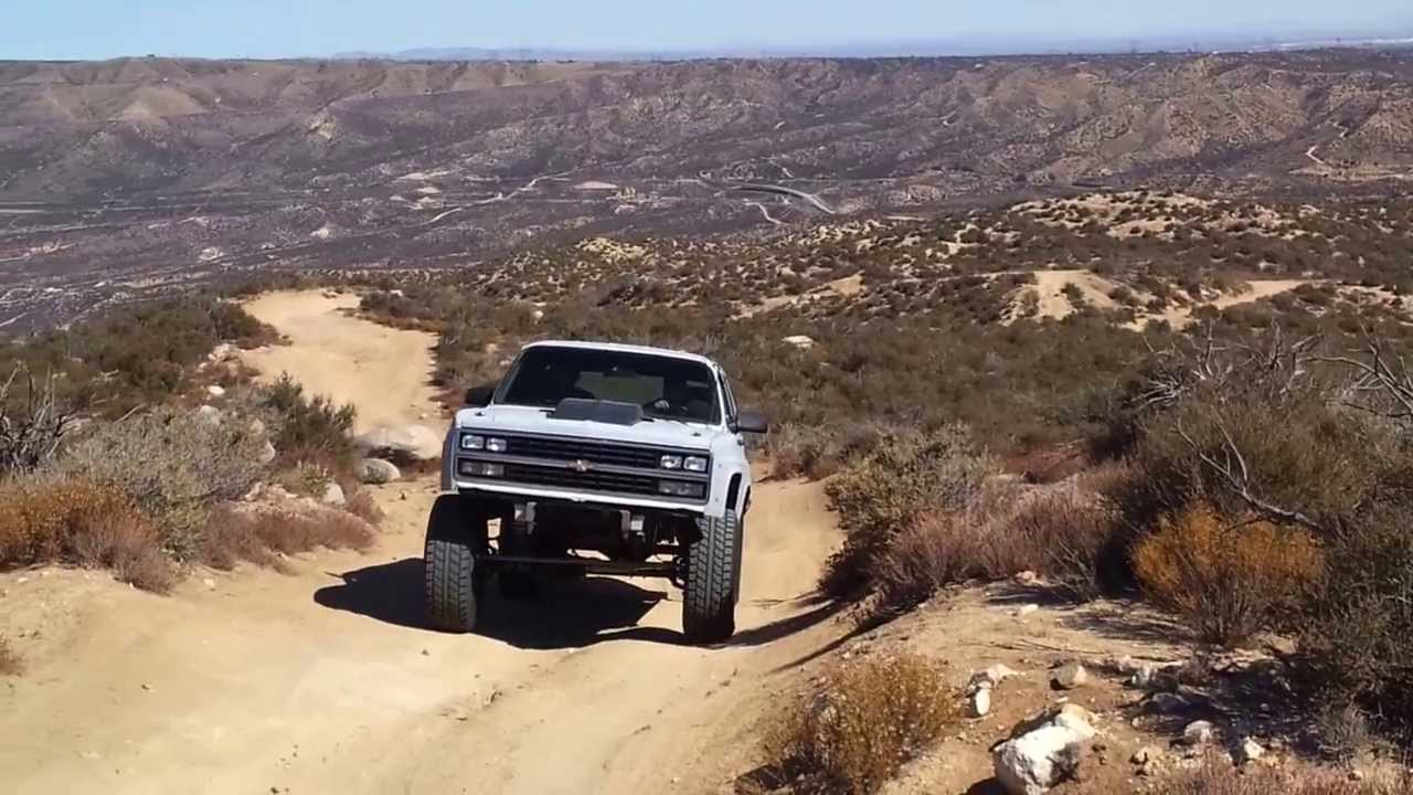 Suburban Prerunner "The Beast" Vid 2 - YouTube