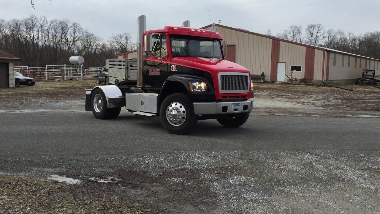 1997 FREIGHTLINER FL106 For Sale - YouTube