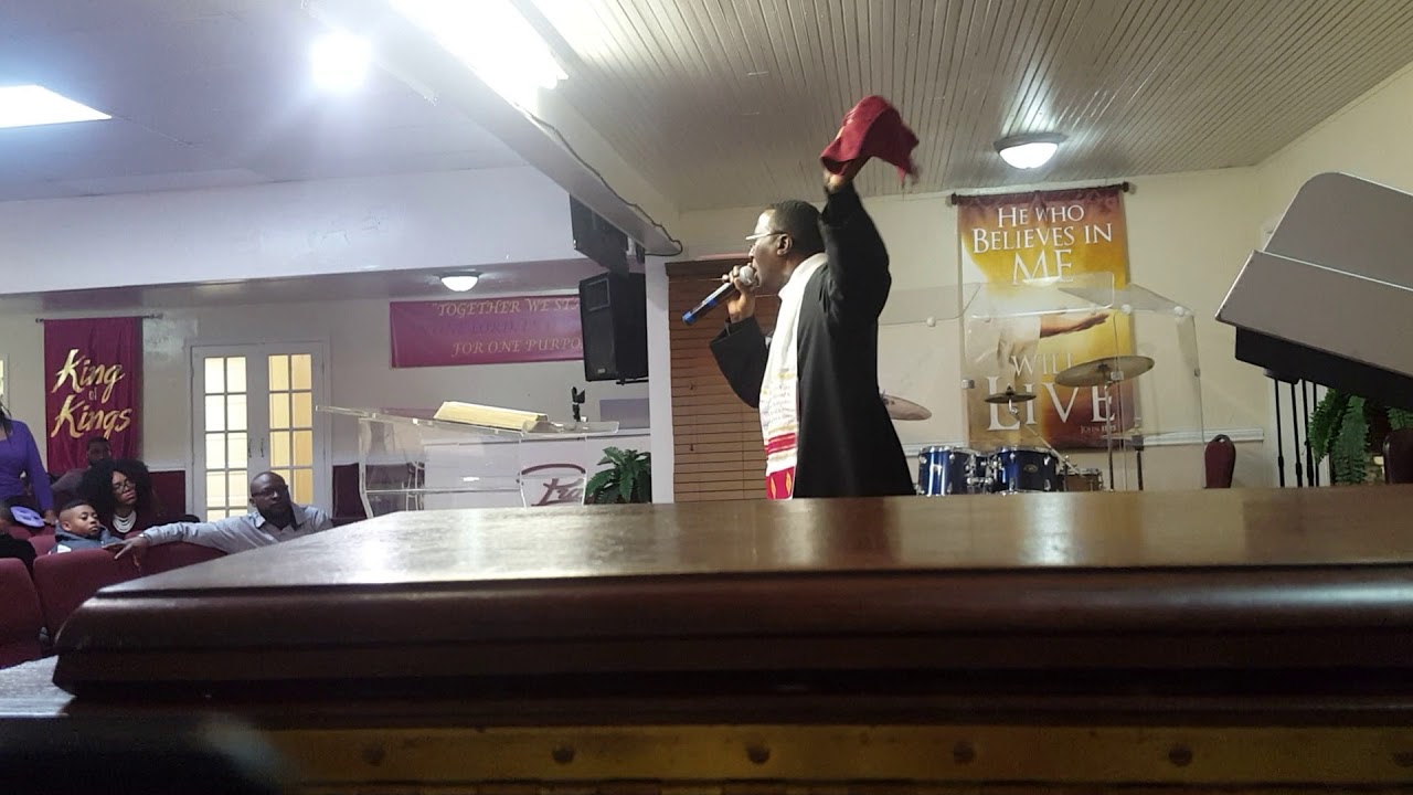 Bishop Arthur L. Felton goin high gear - YouTube