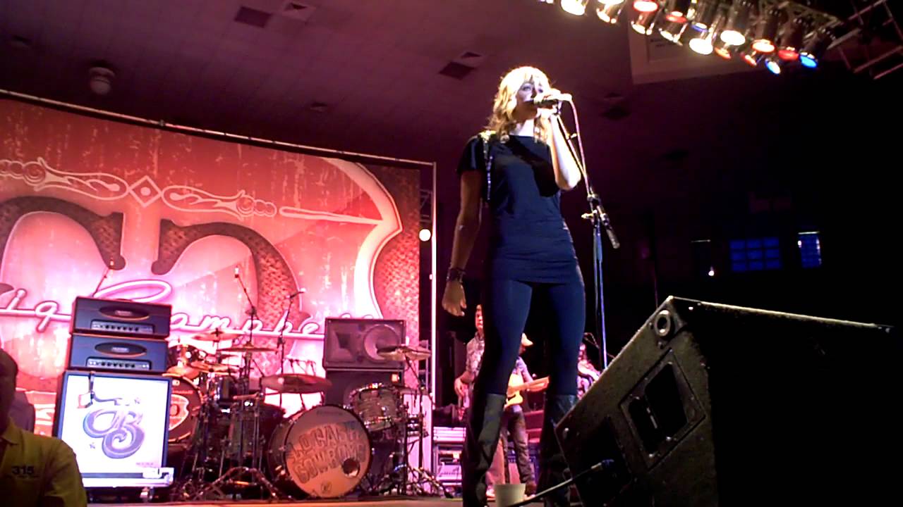 Jaclyn Graves Performs Lady Gaga in the TENNESSEE/BORN THIS WAY Medley ...