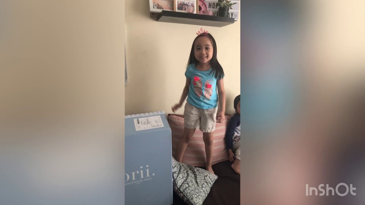 Sam’s Vlog #14: Unboxing her Dollhouse - YouTube