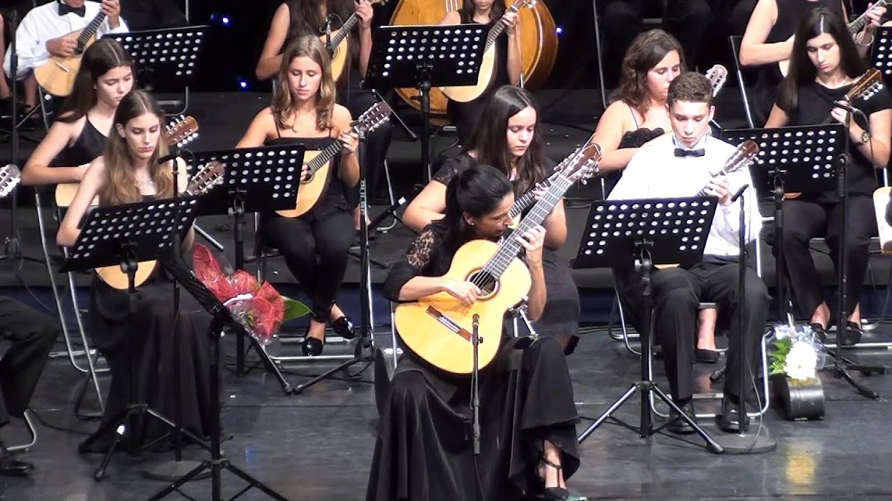 Tango en Skai - Roland Dyens (1955) - YouTube