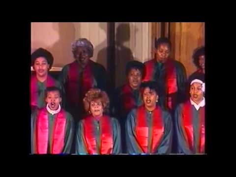 SCI Muncy-Xmas Behind Bars-"Holy Night" conducted by Naomi Blount - YouTube