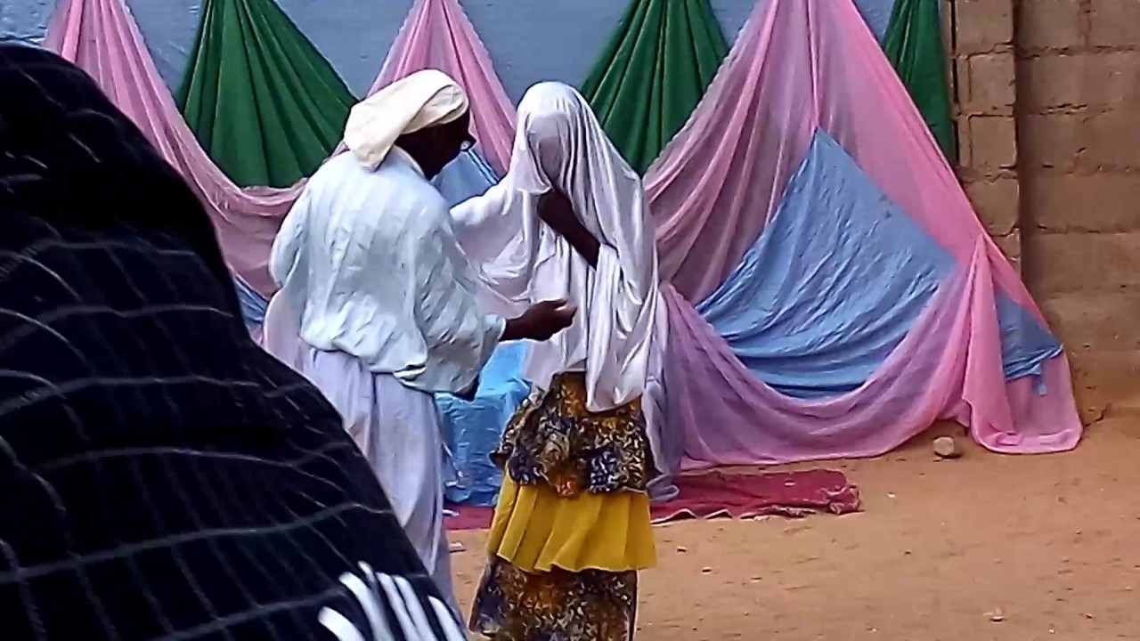 INDIYAWA NA CASHEWA - YouTube