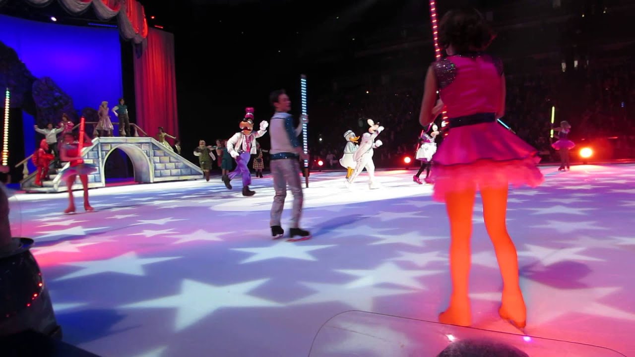 Disney on Ice ~ Rockin ever after @ Honda Center ~ Towards the end of ...