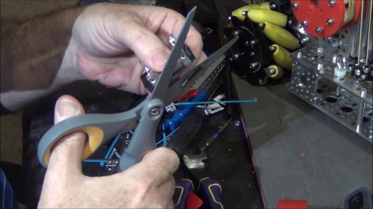 Mentor Mike mounts a Logitech C270 HD Webcam to GoBuilda Channel. - YouTube