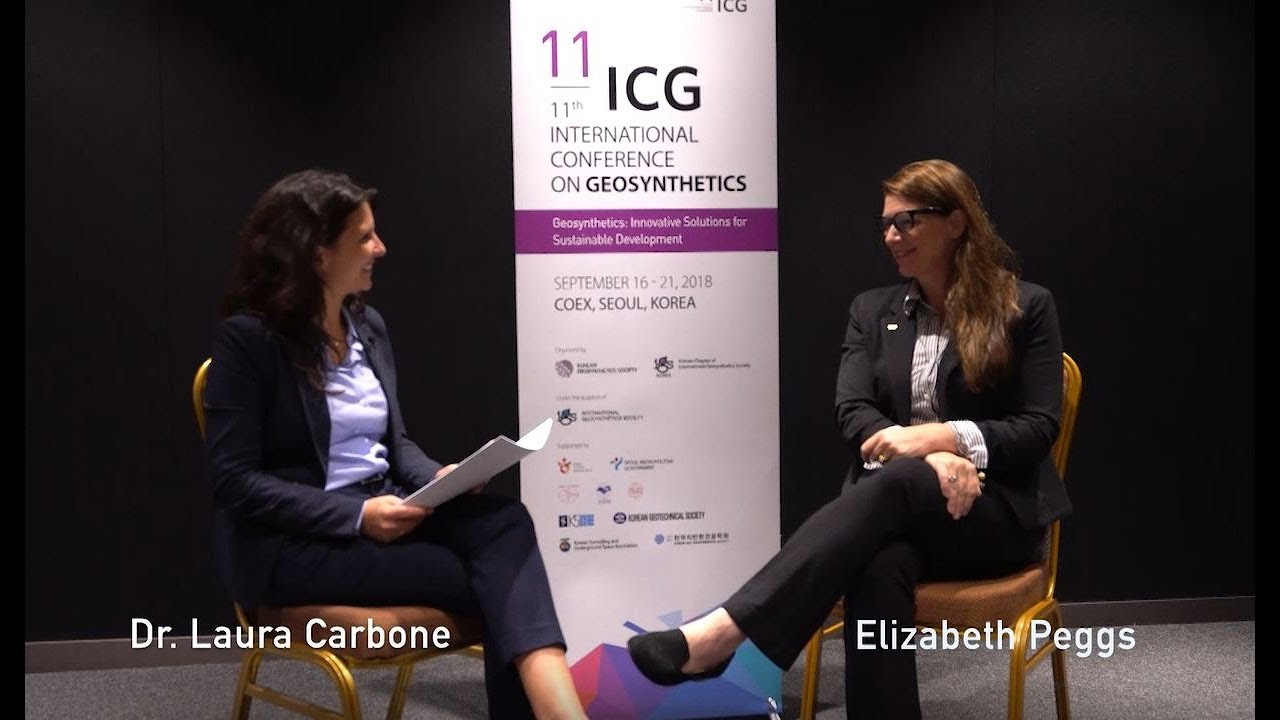 Two for a Few with Dr. Laura Carbone and Elizabeth Peggs - YouTube