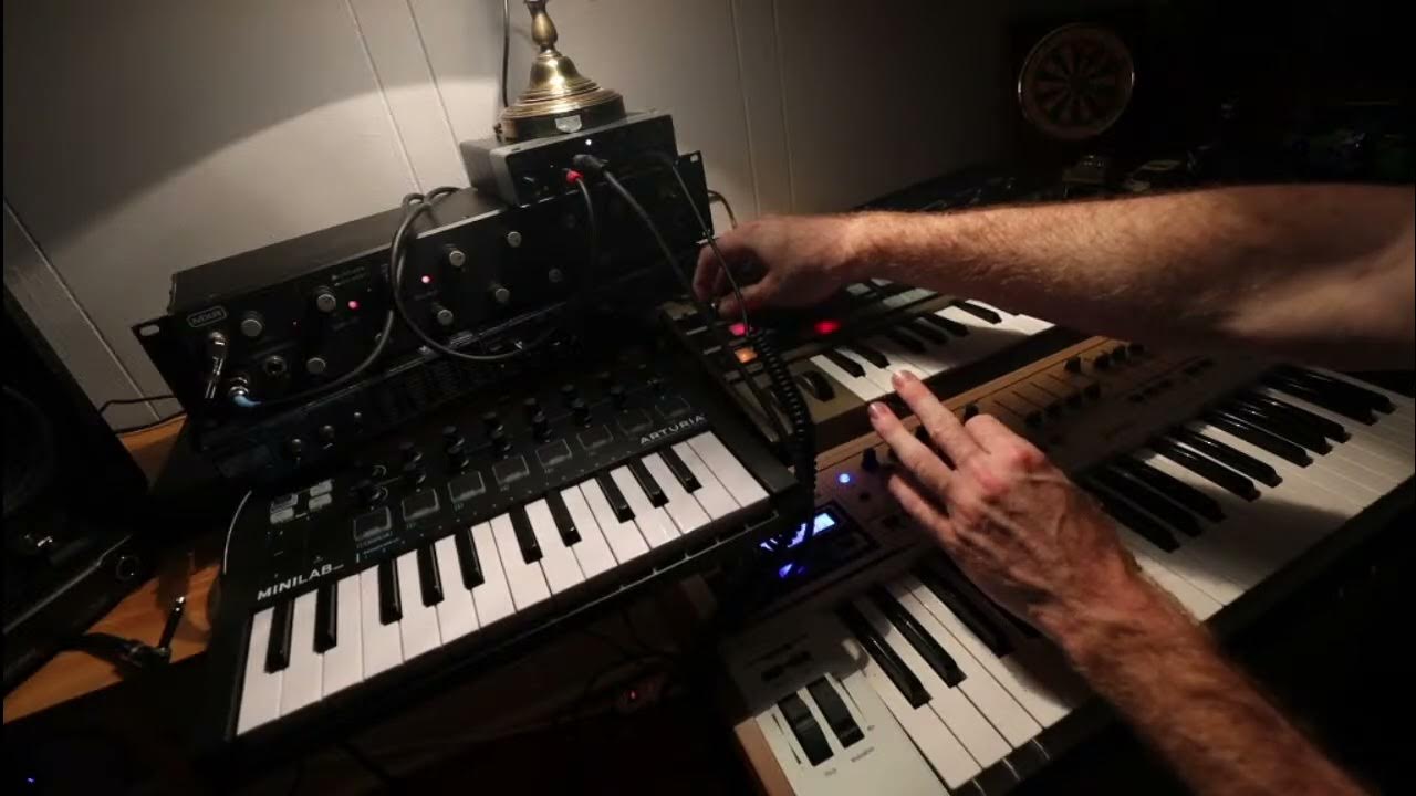 Synth Mission Three - Microkorg and Logic Electric Piano Fight and Make Up - YouTube