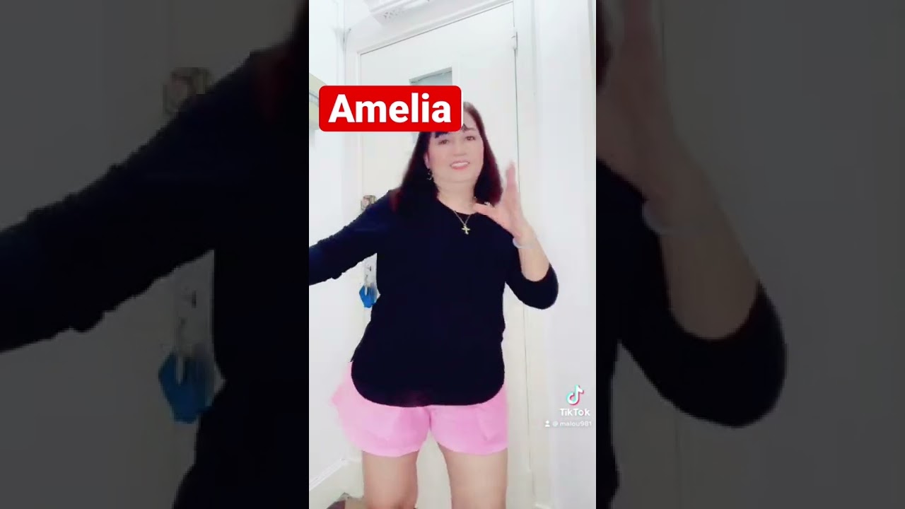 AMELIA TIKTOK DANCE CHALLENGE - YouTube