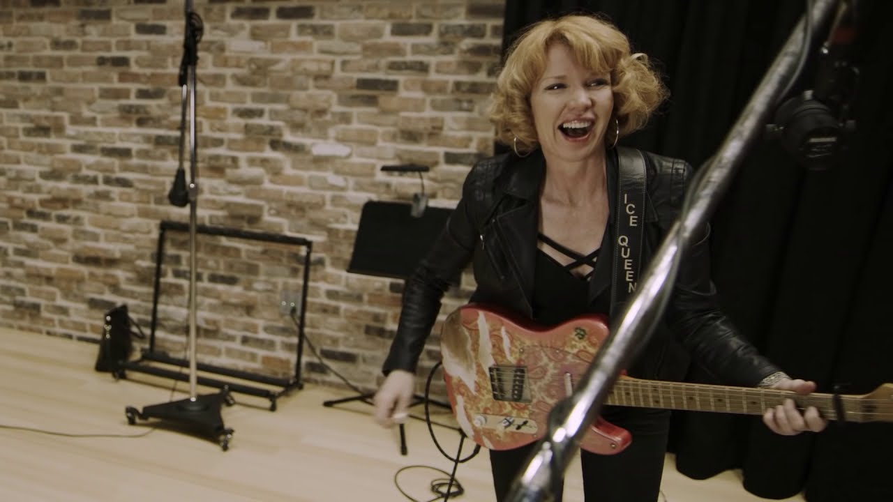 Sue Foley - DON'T MESS WITH THE MESSER (feat Chris 'Whipper' Layton and ...