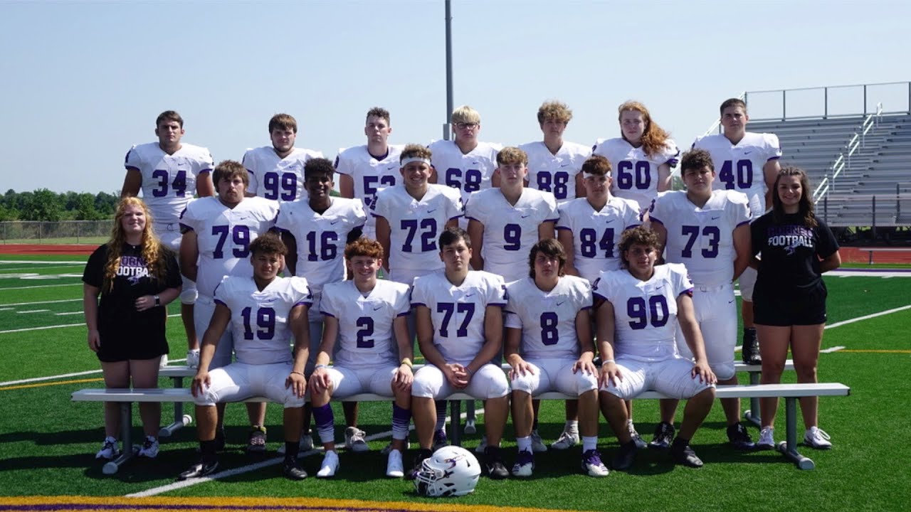 2021 Valley Center Hornets Football: Senior Intros. & Picture Day 8-21 ...