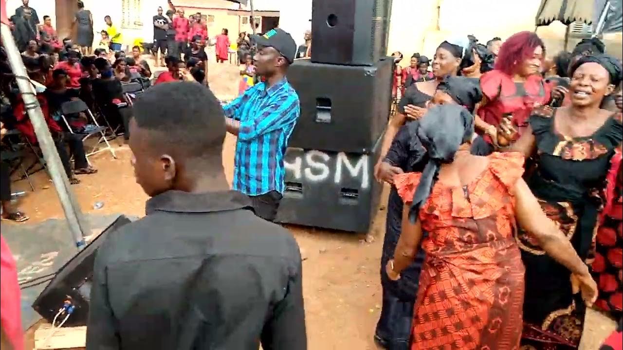 Prof. Kofi Abraham nonstop live band performance - YouTube