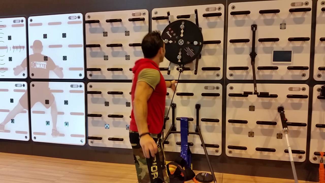 Training Wall con Tool SpinWall - entrenamiento Inercial - YouTube