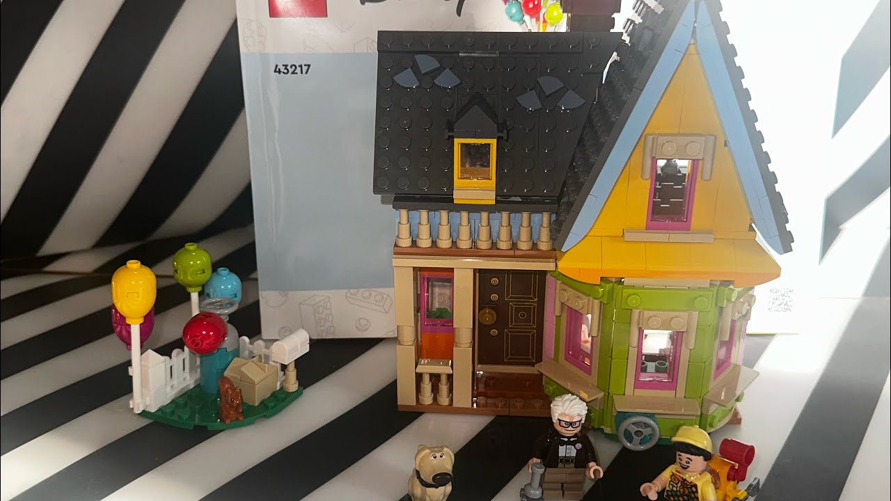 Review of Lego Disney 100 set 43217 ‘Up’ House with Russel, Dug and ...