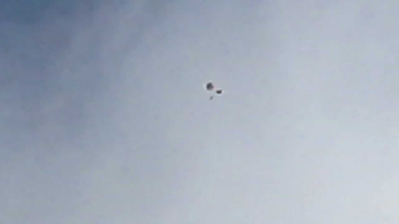 Estes Phoenix #1380 Rocket Launch On A D12-5 - YouTube