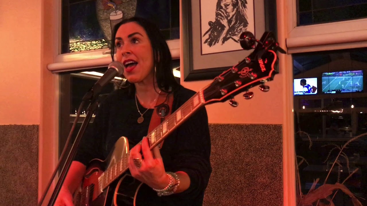 Corina Rose - THANKFUL TOUR - YouTube