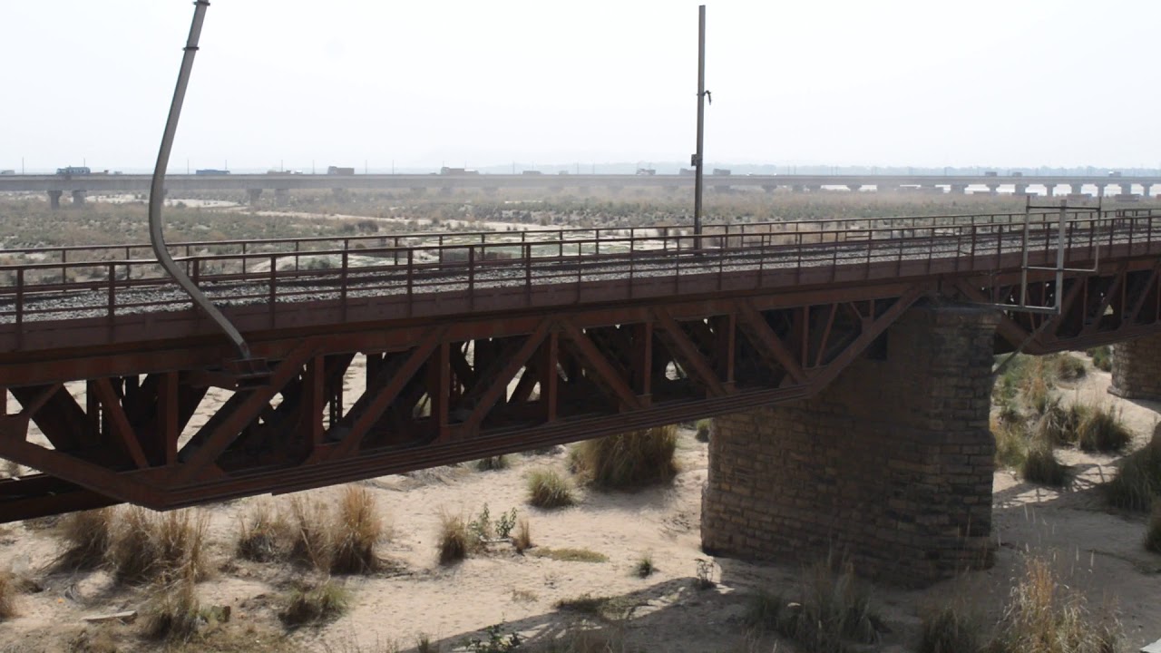 Nehru Setu is the second longest railway bridge in India - YouTube