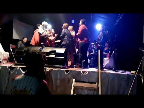 Geboy Mujair by : Biduan Dangdut.