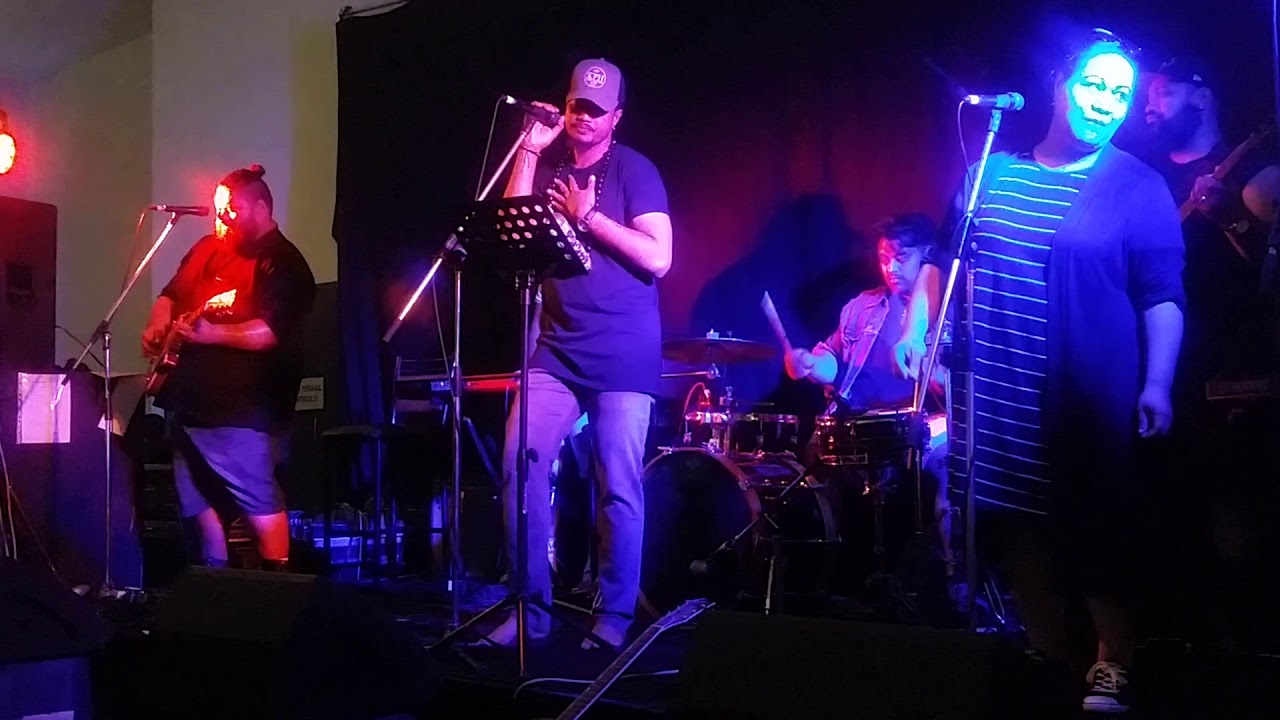 Sam Ah Chookoon singing Grandpa - YouTube