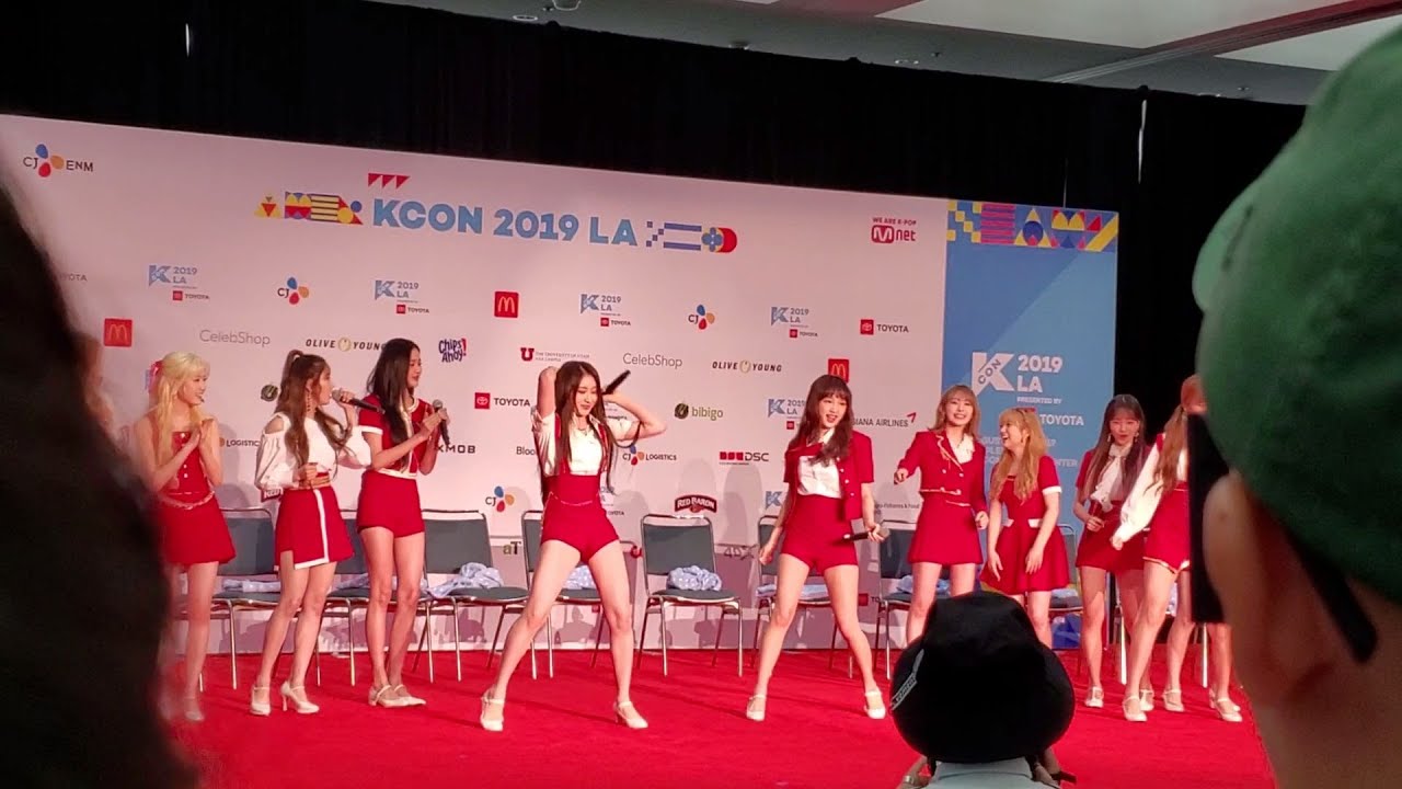 [Fancam][190817] IZONE Hi Touch _ Music Game (KCONLA2019) - YouTube