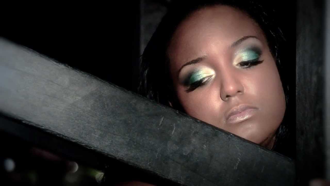 Dezii -- How Could You Leave (Official Music Video) - YouTube