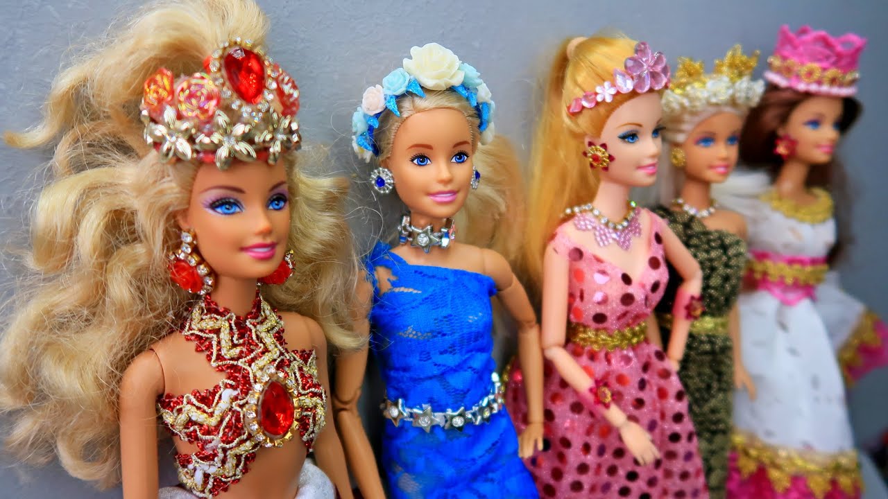 DIY Barbie Dresses Making Easy No Sew Clothes for Barbies Creative Fun ...