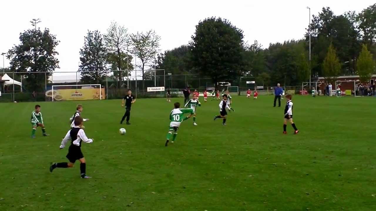 2-1 tegen sv Baarn E2 - YouTube
