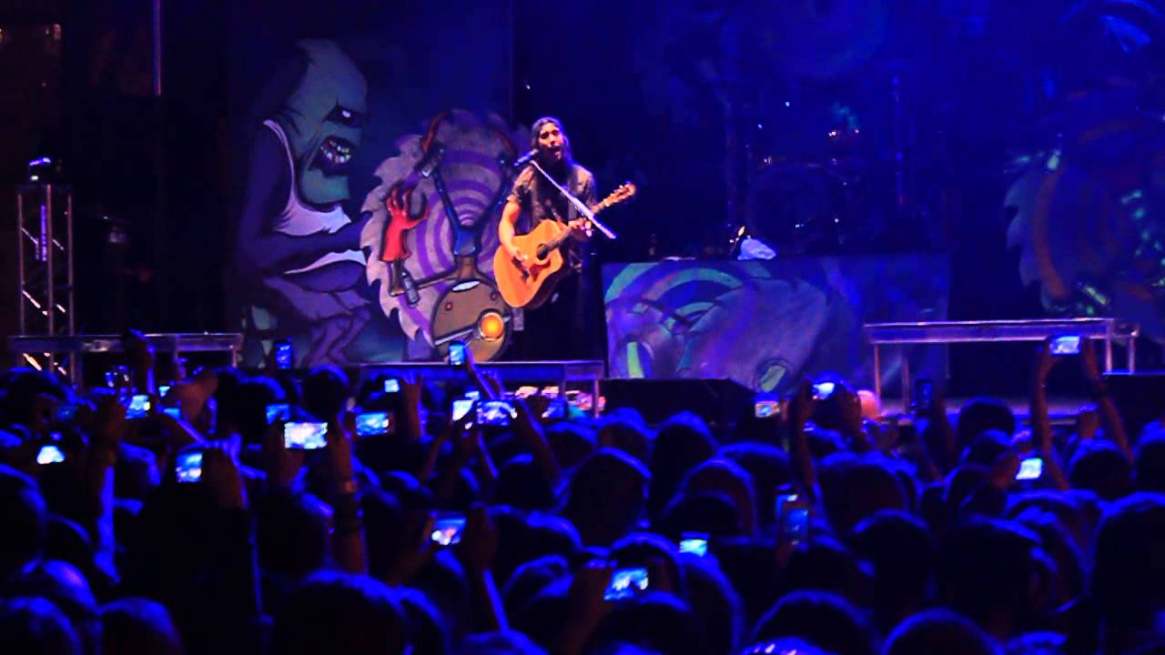 I'm Low On Gas And You Need A Jacket LIVE - Spring Fever Tour ...