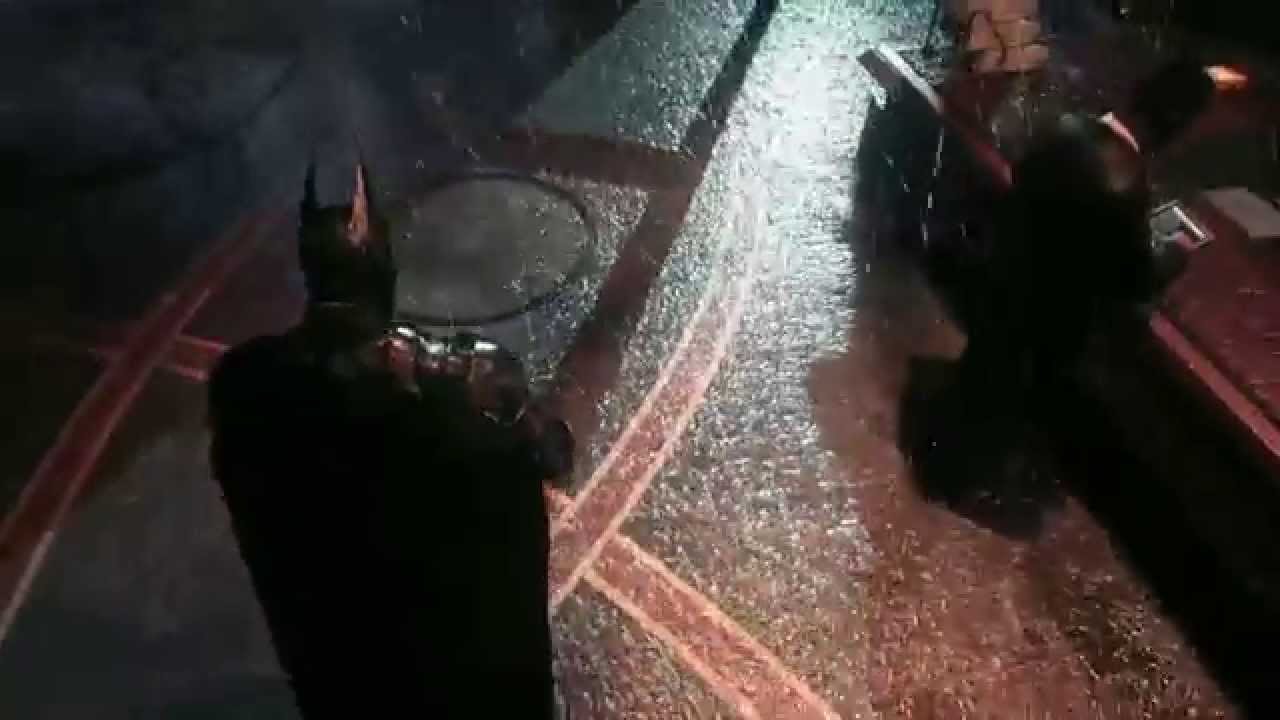 Batman: Arkham Knight - It rains inside the Wayne Tower (Piove dentro ...