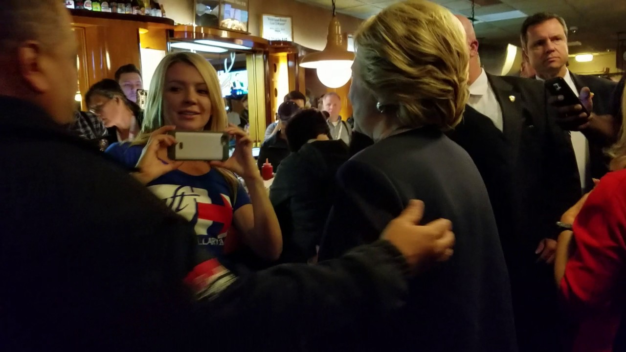 Hillary Clinton stops by a Dive Bar - Dearborn Michigan - YouTube
