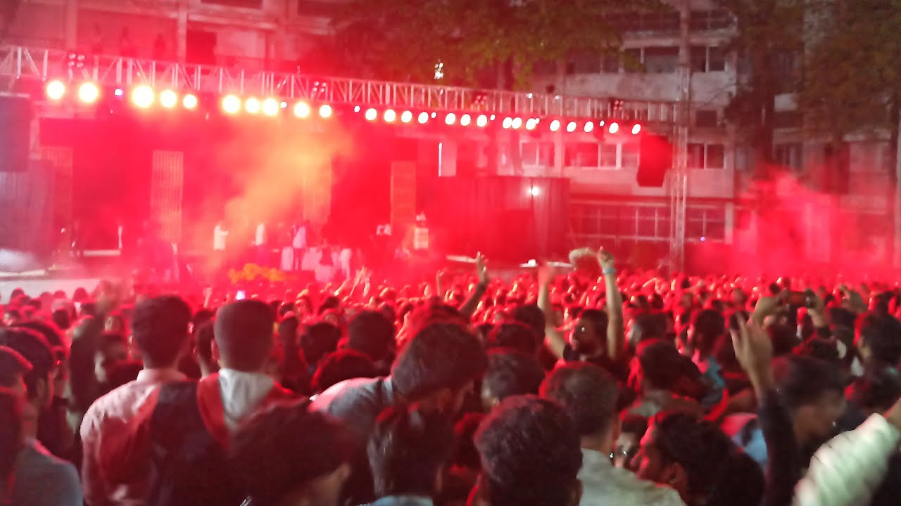 College Dj Night Function Full E Joy 😊 - YouTube