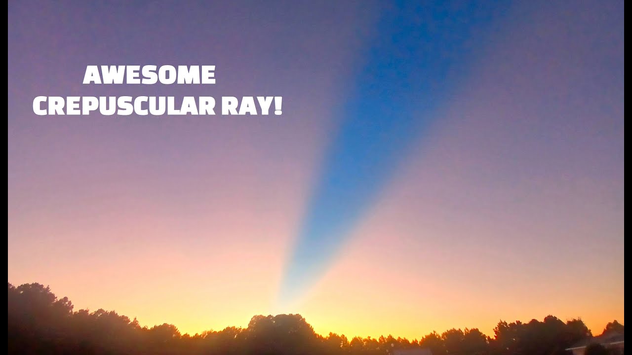 Awesome crepuscular ray at sunset :) - YouTube