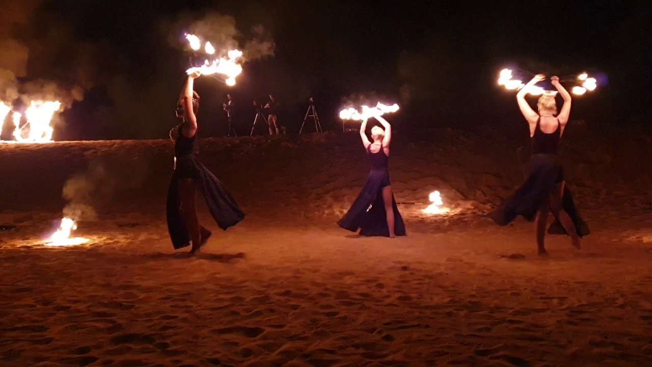 Fire Show in Dubai Desert | Rumours Entertainment - YouTube