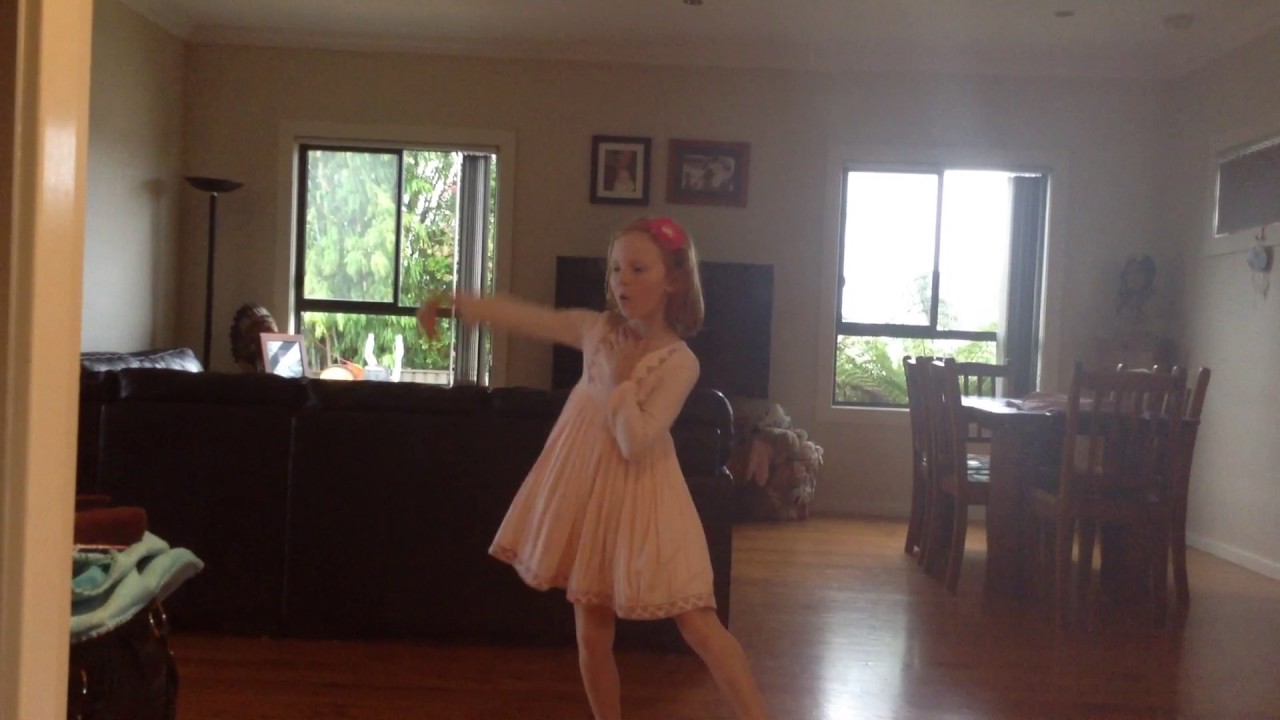 Watch Eden dance to seven years👍🏻👍🏻 - YouTube