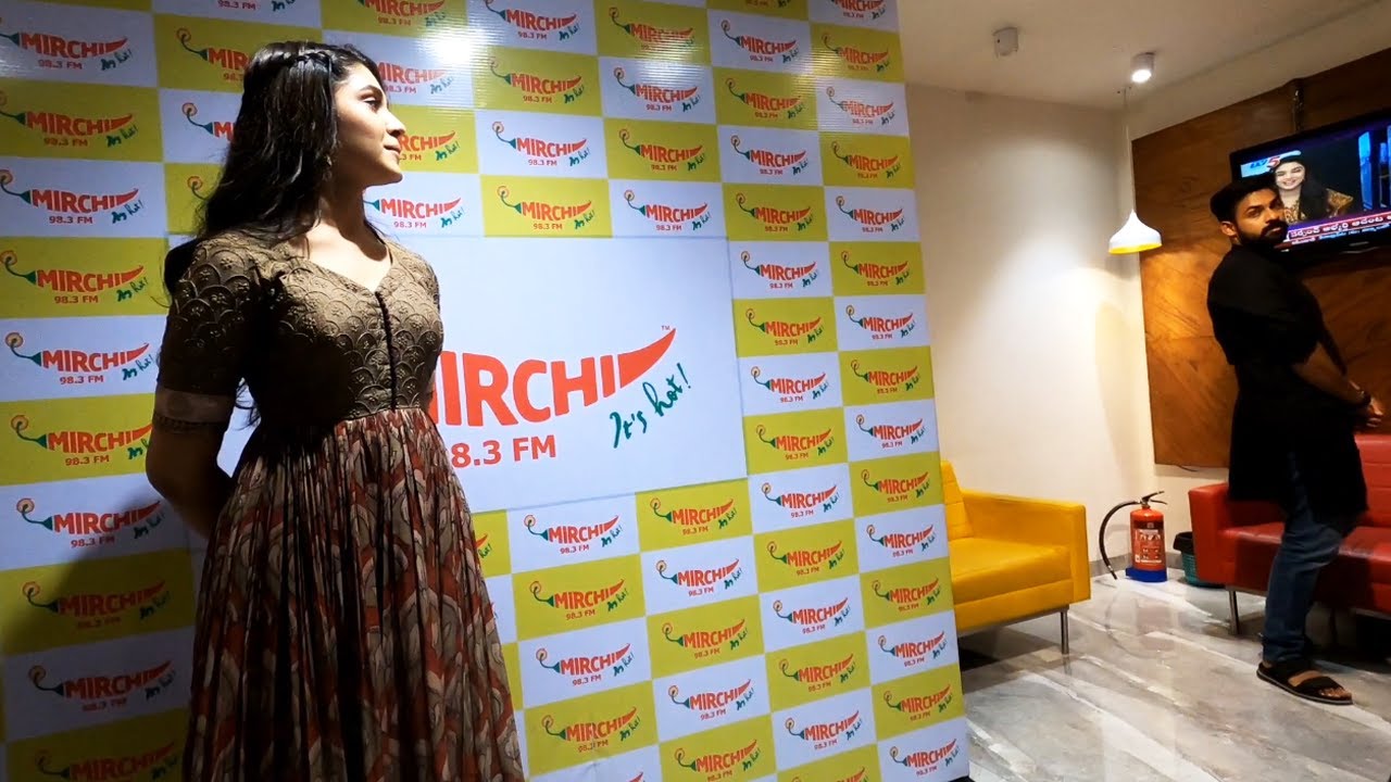 Actress Krithi Shetty And Panja Vaishnav Cute Moments | EXCLUISVE ...