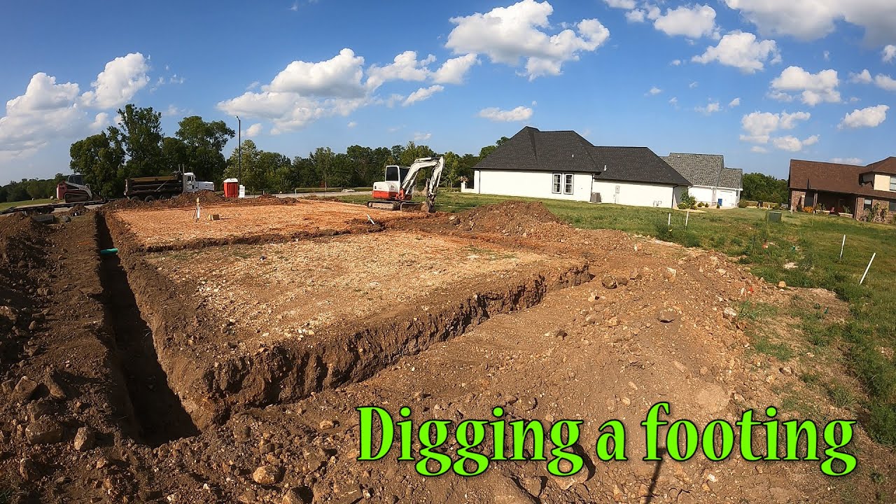 Digging A House Footing On A Small Lot - YouTube