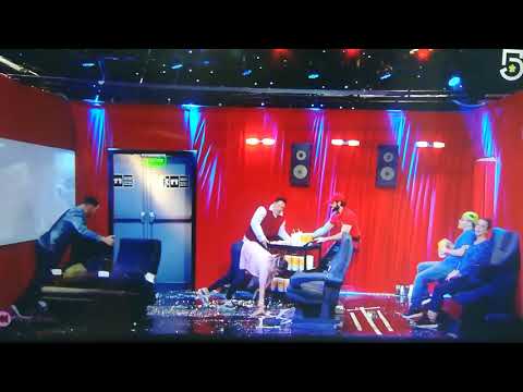 Descuido en me caigo de risa, Mariana Echeverría