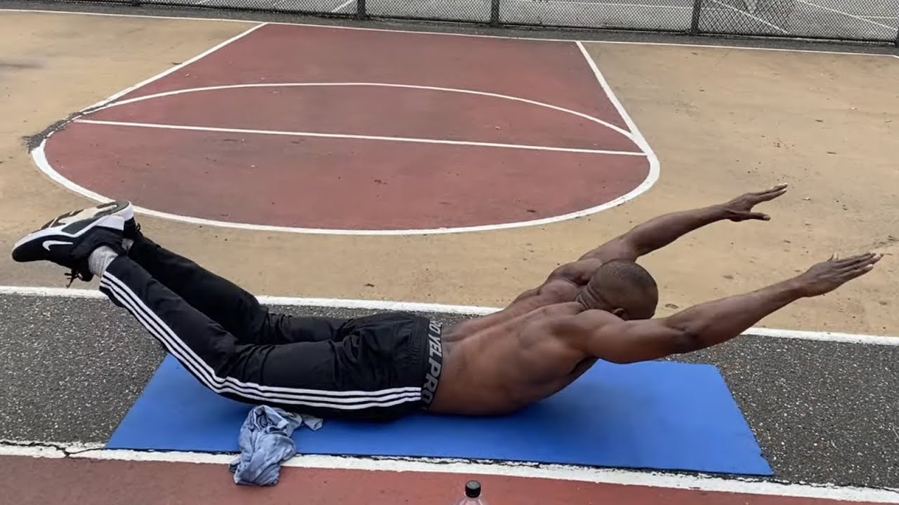 INTENSE 5 MINUTE AT HOME BACK WORKOUT | That's Good Money - YouTube