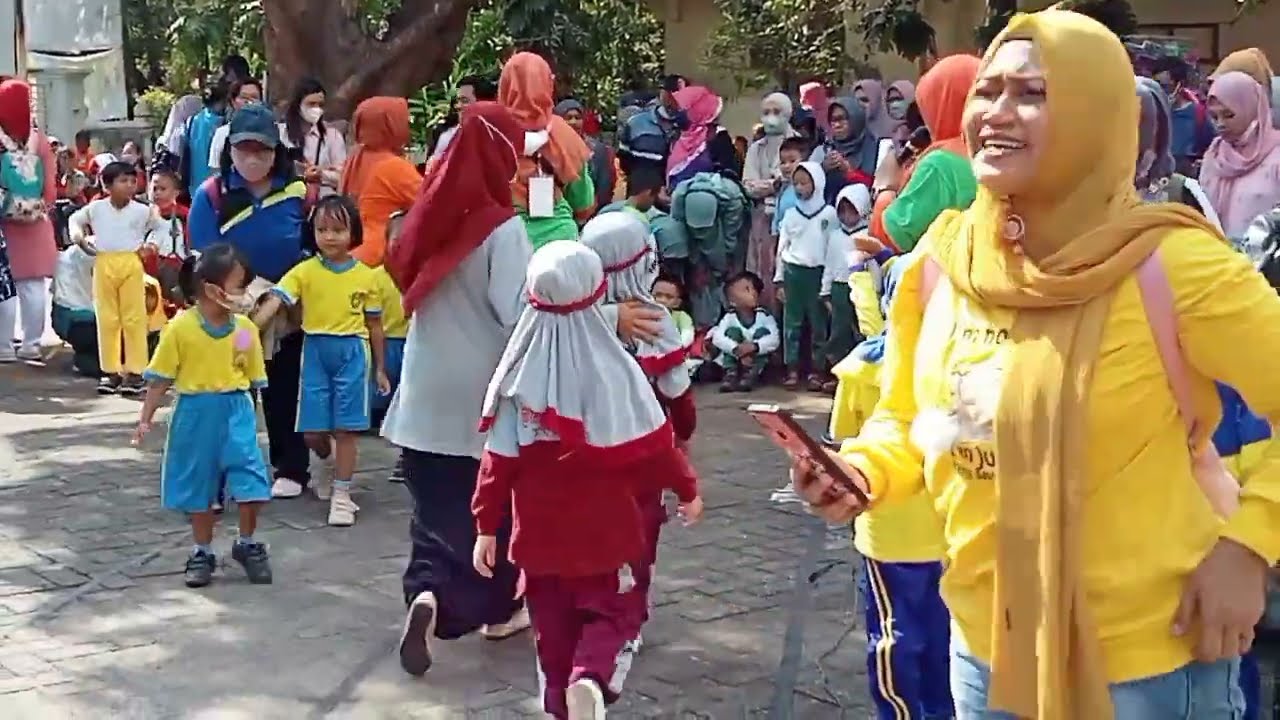 FINAL, SEMI FINAL LOMBA ESTAFET BENDERA PUTRI TINGKAT TK / RA SE ...