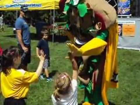 Subman la mascotte Subway - YouTube