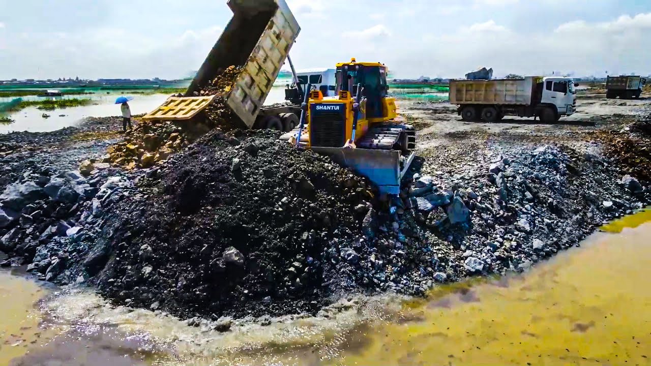 Excellent Rush Work Road Construction Cutting Water Wonderful Machines ...