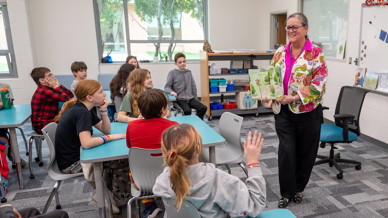 Read Across America at Fox Mill Elementary School - YouTube