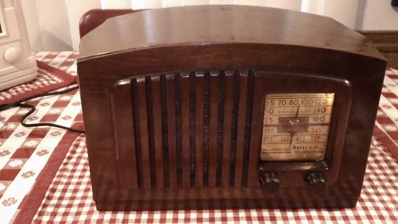 Philco PT 44, A vintage Tube Radio from 1941 - YouTube
