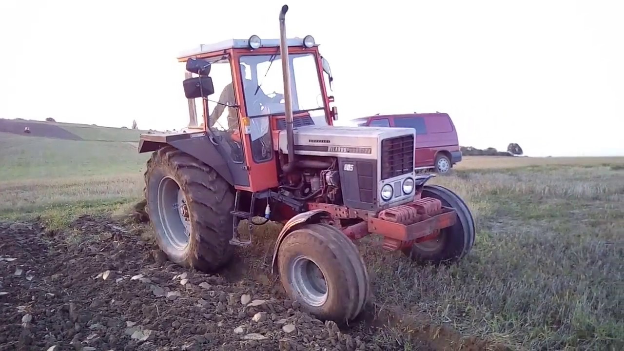 Оранка плугом Bovlund-Favorit 3-40, трактор MTZ Belarus 805 Turbo - YouTube