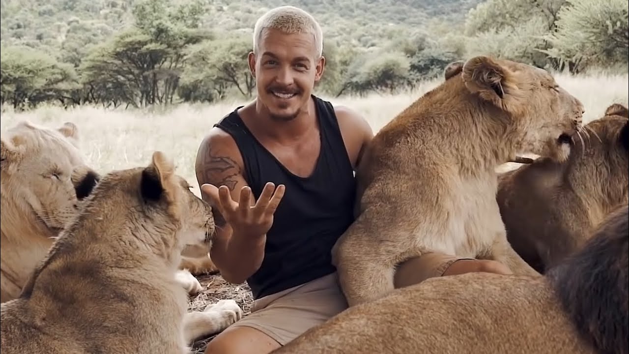 Part of the Lion Pride| Dean Schneider living with lions | JUNGLE GAME ...