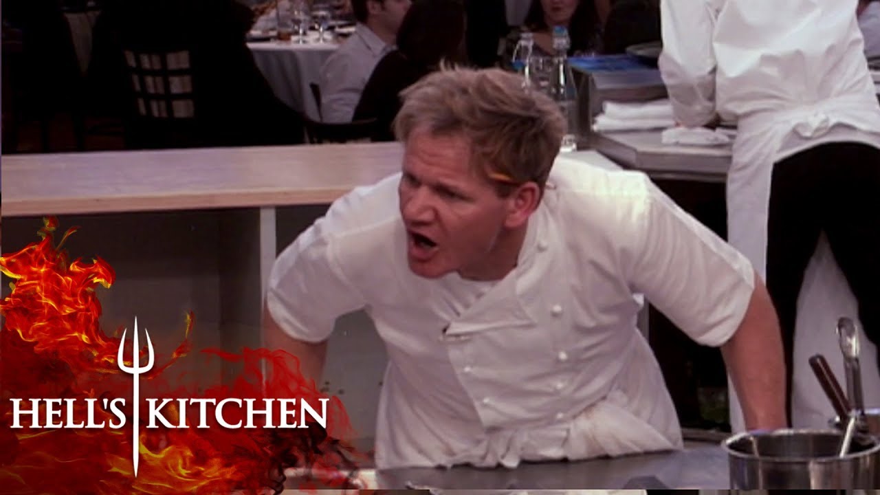 Gordon Goes MAD Over Raw Scallops Sent To VIP | Hell's Kitchen - YouTube