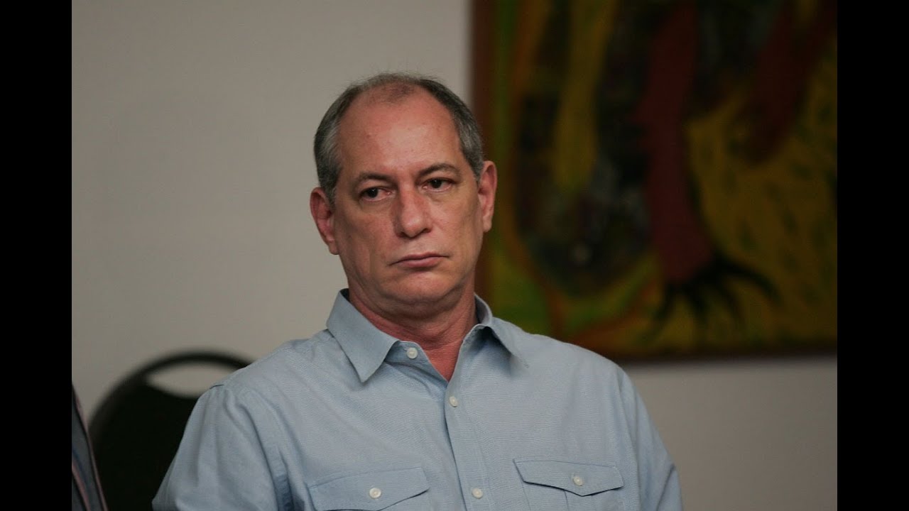 Carioca em Os Pingos nos Is imitando Ciro Gomes, O Coronel. - YouTube