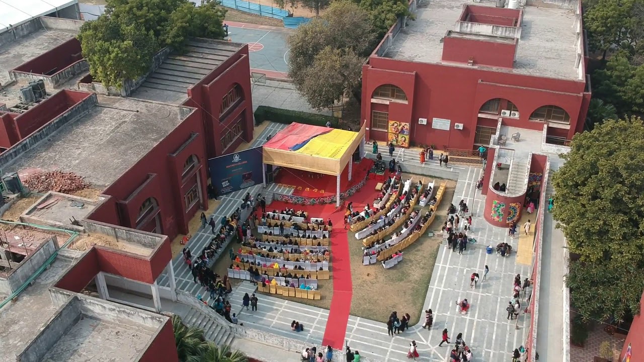 DRONE SHOTS of Maitreyi College Annual Fest RHAPSODY 2019 - YouTube