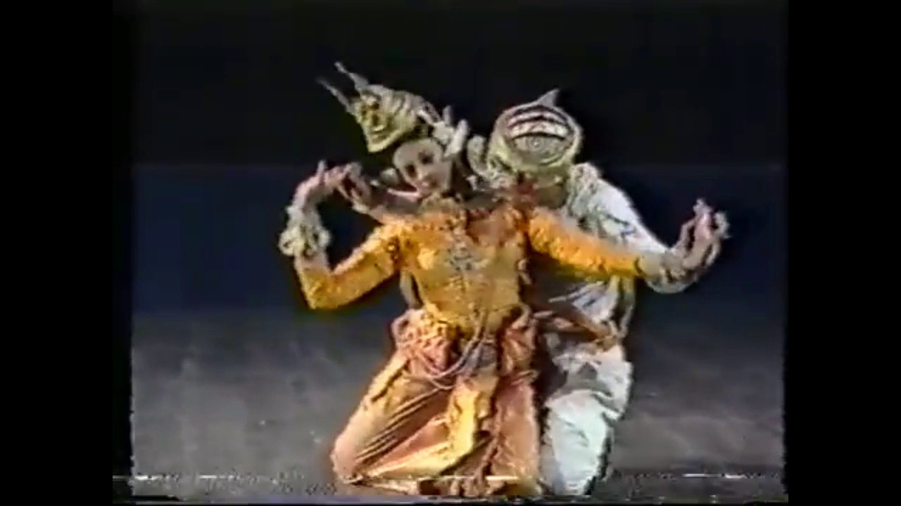 Robam sovan macha Monorsonje Tana | សុវណ្ណា មច្ឆា | culture of Cambodia ...