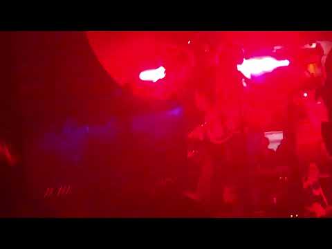 Beach Bunny - Hot N Cold (Katy Perry cover) @ Paradise Rock Club MA 11/08/21